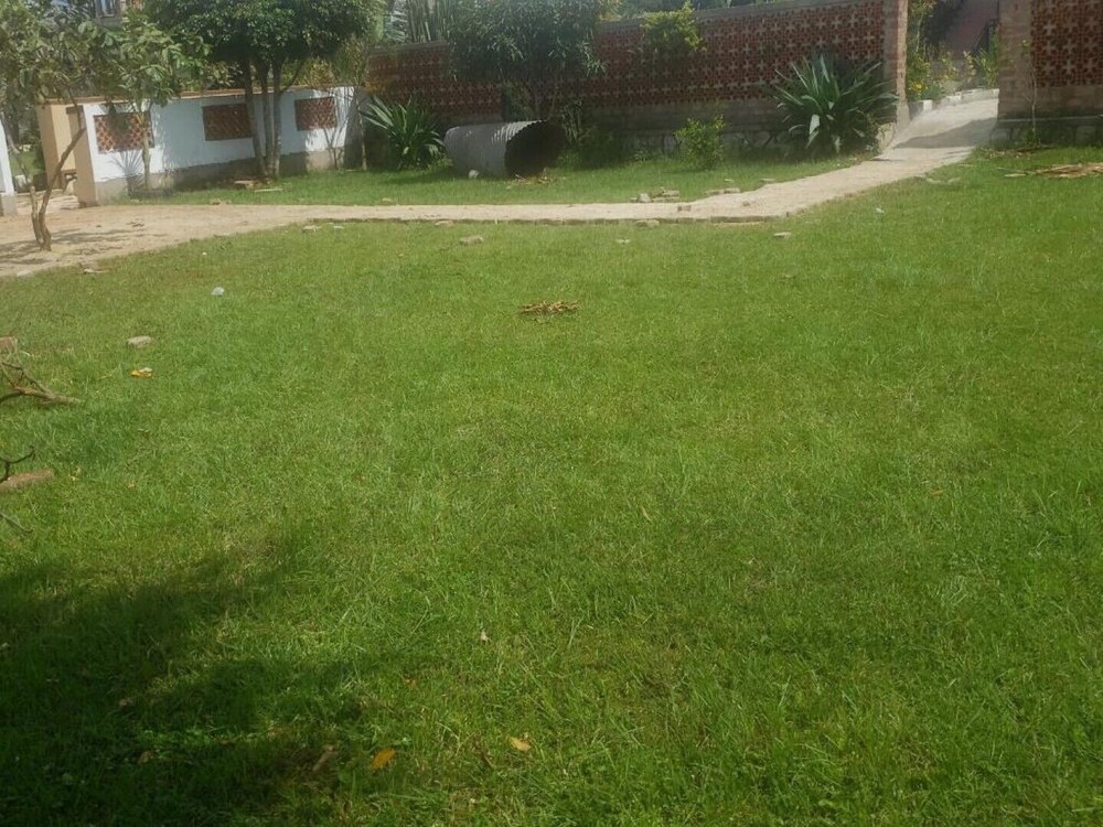 Cosy bed and breakfast facility as well as with campground in Garuga ...