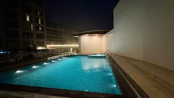 Piscina exterior
