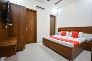 Quarto Clássico | Secretária, Wi-fi grátis