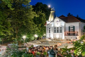 Fachada da propriedade