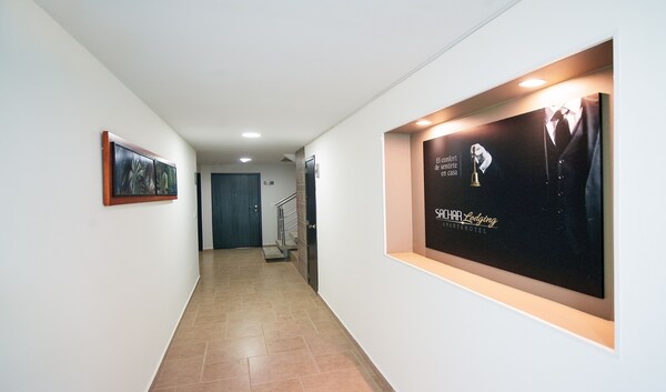 Sachar Lodging Apartahotel - Santander