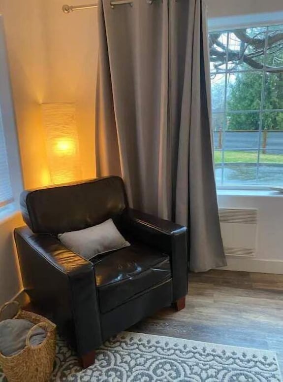 Chinook Cottage H591005337 - Vancouver Island