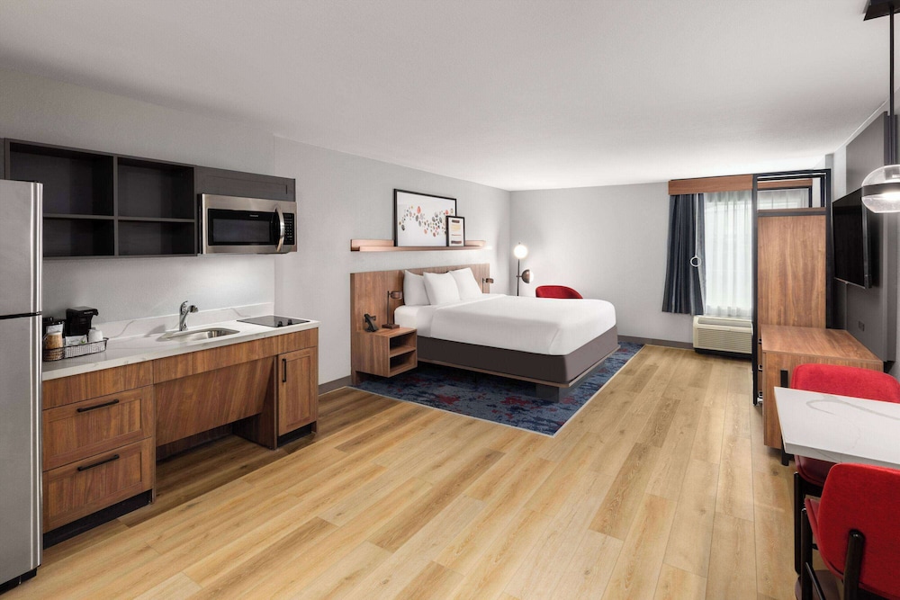 Hawthorn Extended Stay By Wyndham Knoxville - Knoxville, TN