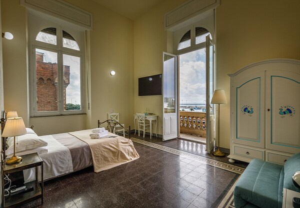 Onlyrooms Iv - Sea View & Free Parking - Cagliari