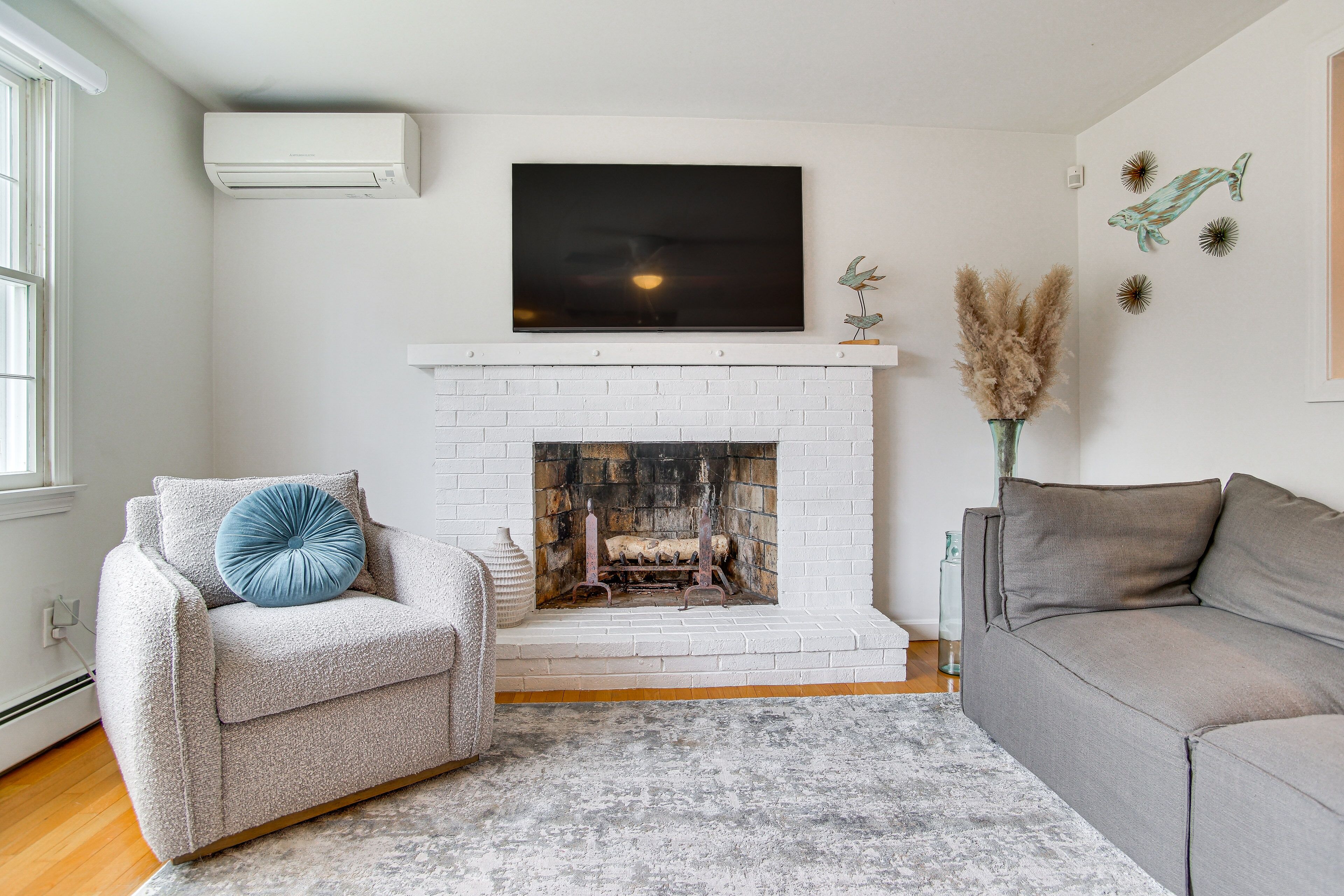 1 Mi To Megansett Beach: Family-friendly Hideaway - Black Beach, Falmouth