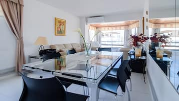 Apartamento | Restaurantes