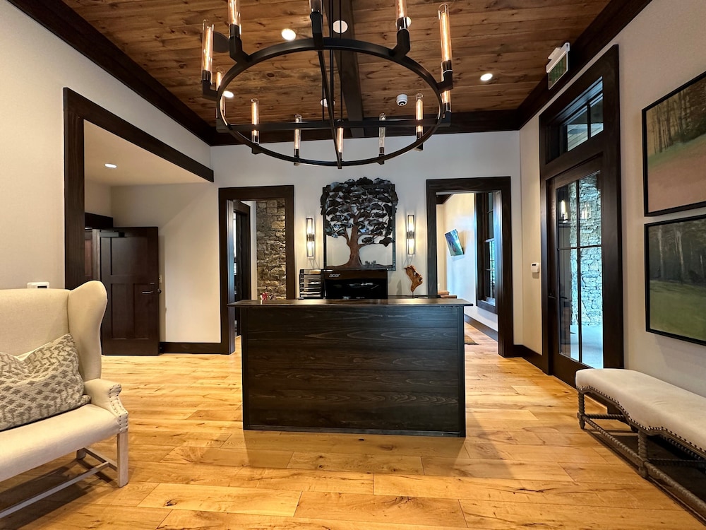 Springdale Resort - North Carolina