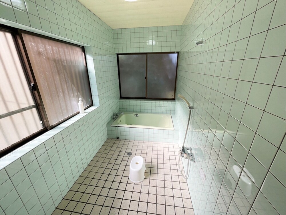 Nonsmoking Japanesestyle Detached House With Goemon Bath Building 5 Maximum Of 4 People / Shimanto Kōchi - Kochi