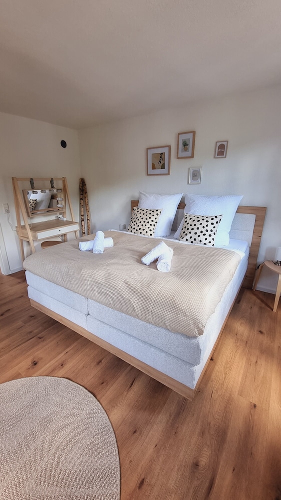 Casa Vacanze 'Bühlertal Mit 3 Fewos' Con Vista Sulle Montagne, Terrazza Privata E Wi-fi - Achern