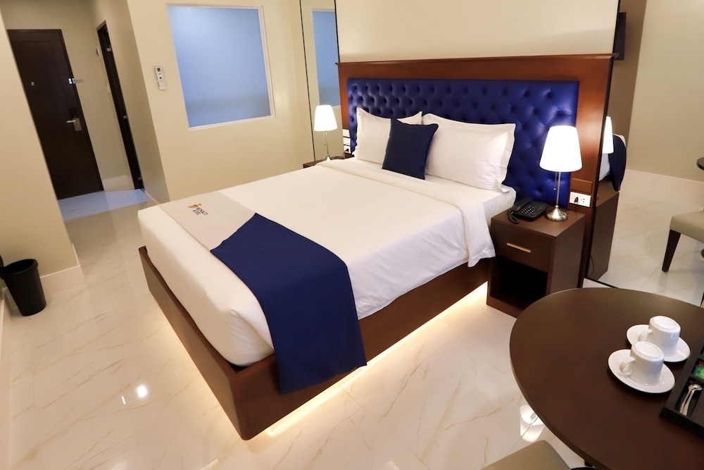 Room Deals for Monaco Hotel, Taytay starting at | Hotwire