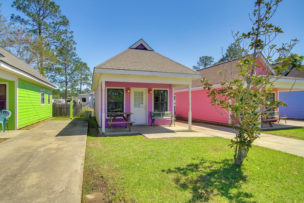 Biloxi Resort Cottage W/ Pool & Lake Access! - Ocean Springs, MS