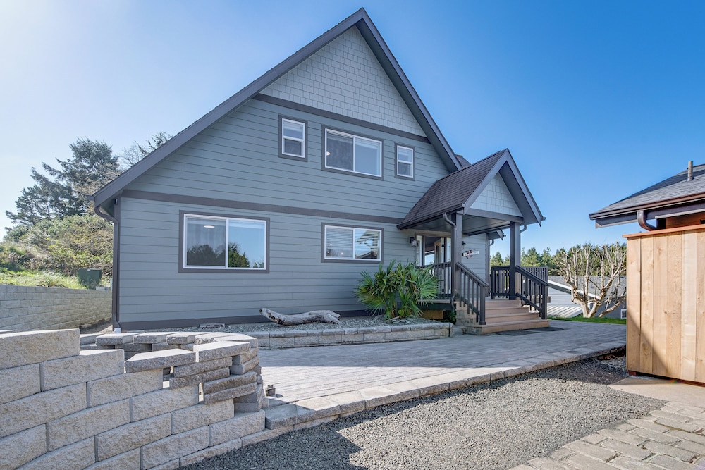 Chic Westport Vacation Rental, Walk To Beach! - Westport, WA