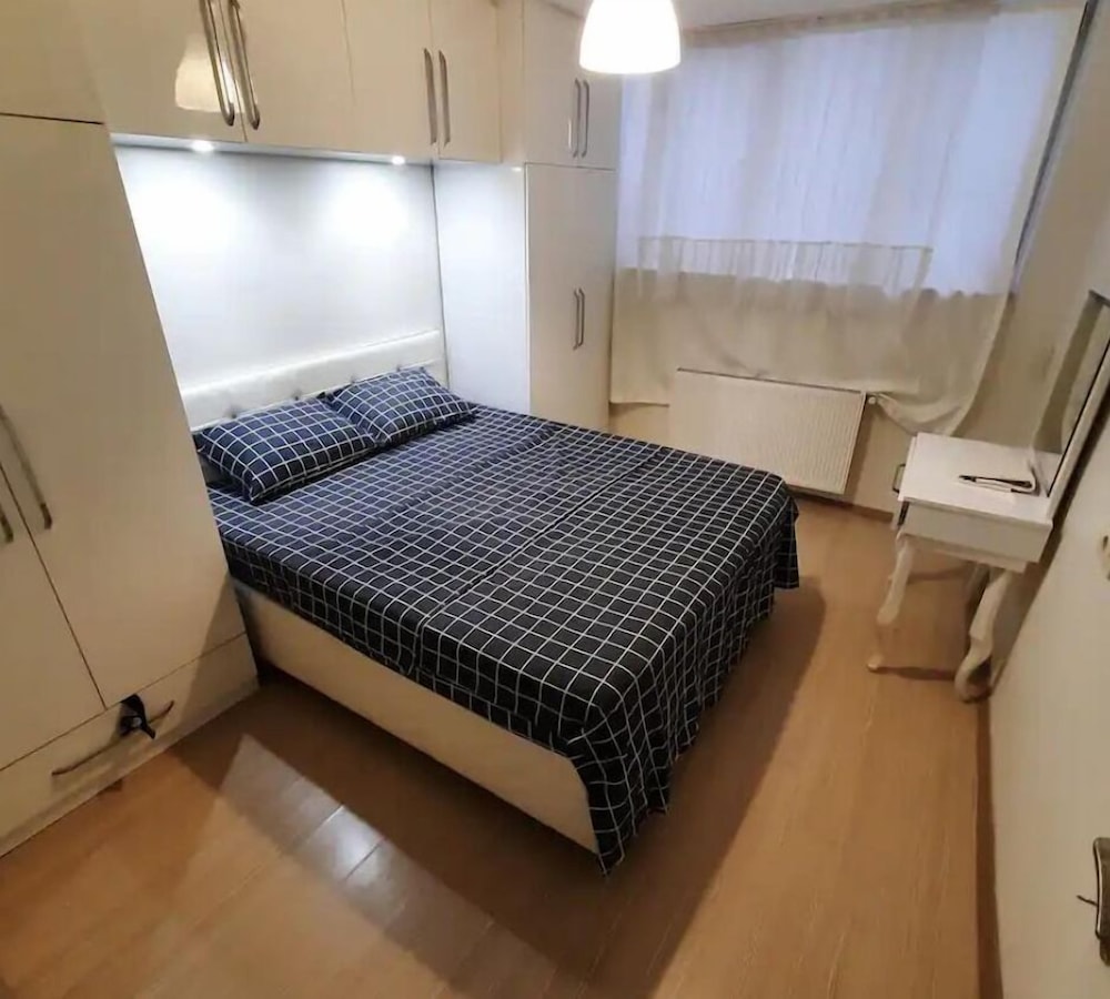 Very Central Location 1 Bedroom Apartment - Çağlayan