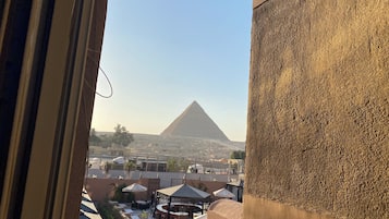 Quarto triplo luxo, suíte, vista para a montanha | Roupas de cama de algodão egípcio, roupas de cama premium