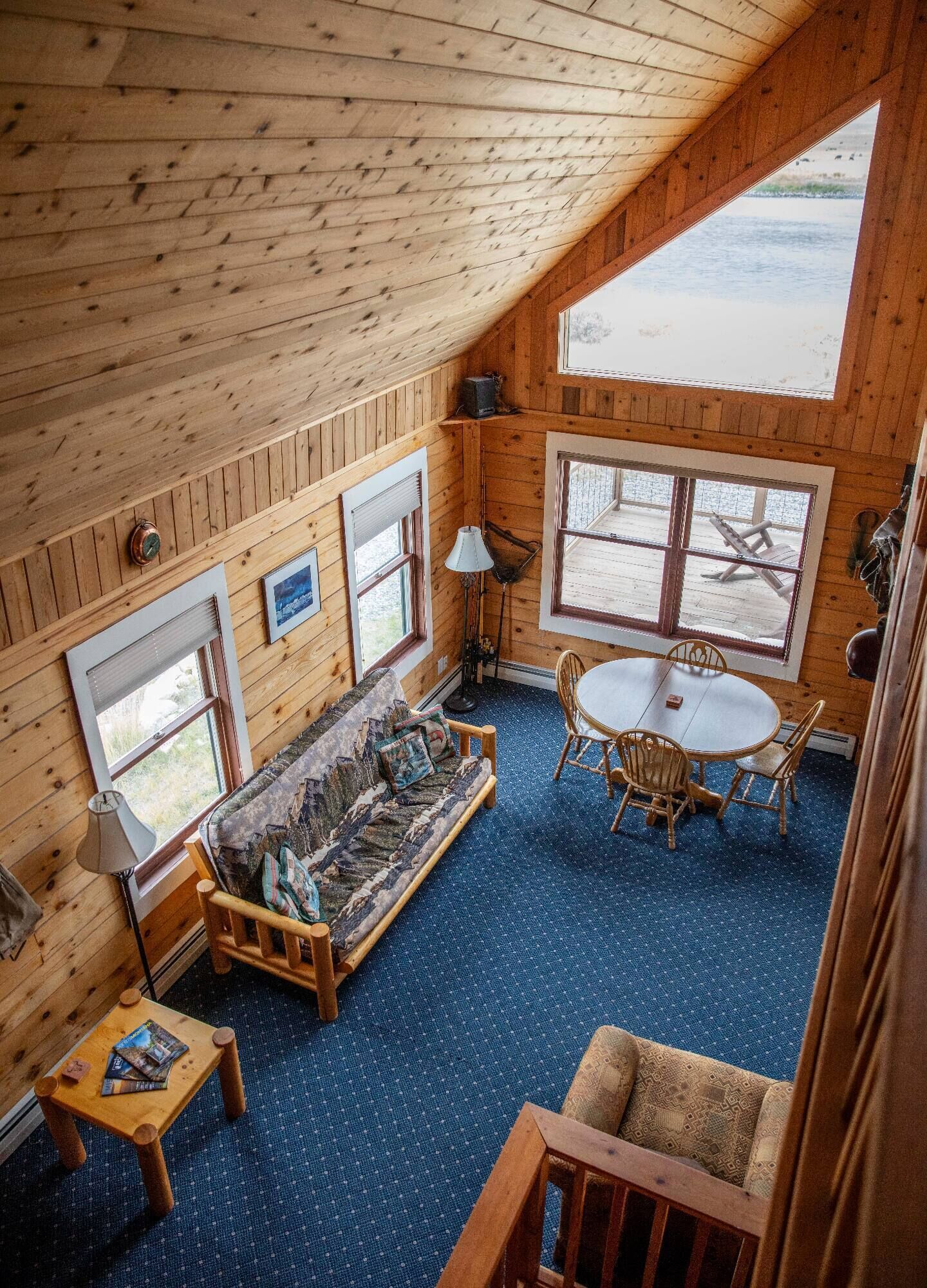 Rainbow Country Cabin: Rural Riverfront Retreat - Emigrant, MT