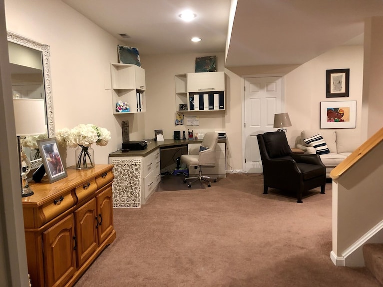 Historic Prestigious Open Concept Garrett Park House On Spacious Corner Lot - 게이더스버그