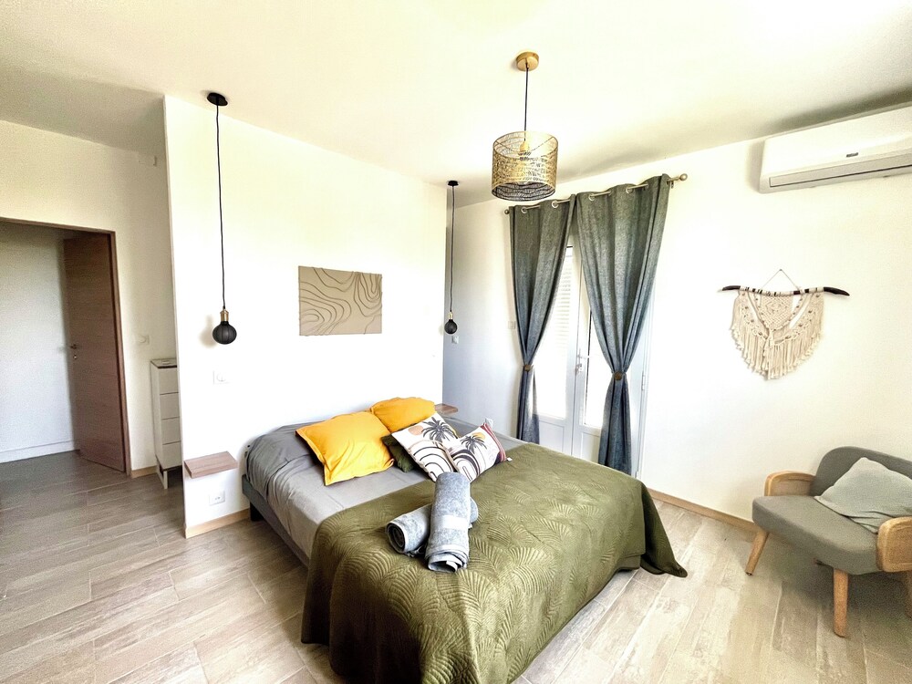 Villa Perle de Corot T5 Proche Centre-ville et Plages - Saint-François ...