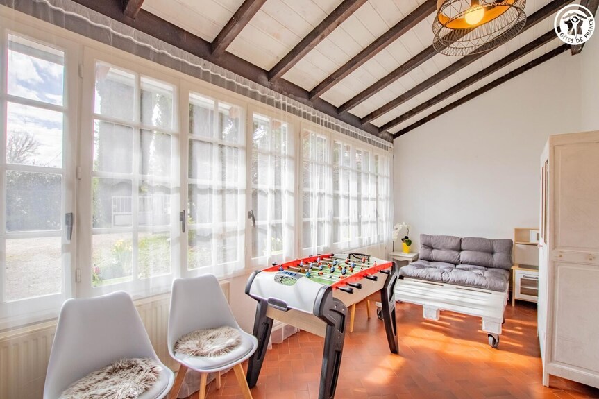 Des Histoires Danges Le Gîte - Tournus