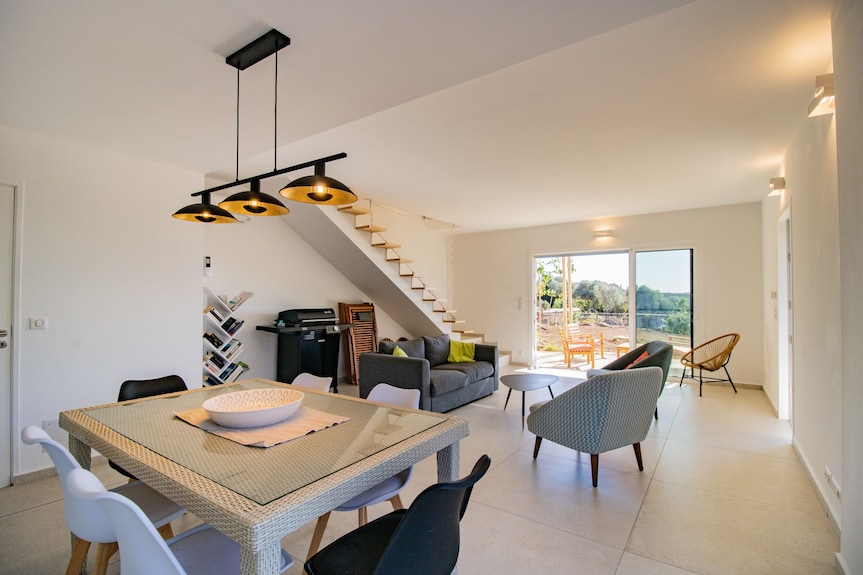 Maison De Vacances 'Guetali Du Village' Avec Terrasse Privée, Wi-fi Et Climatisation - Sartène