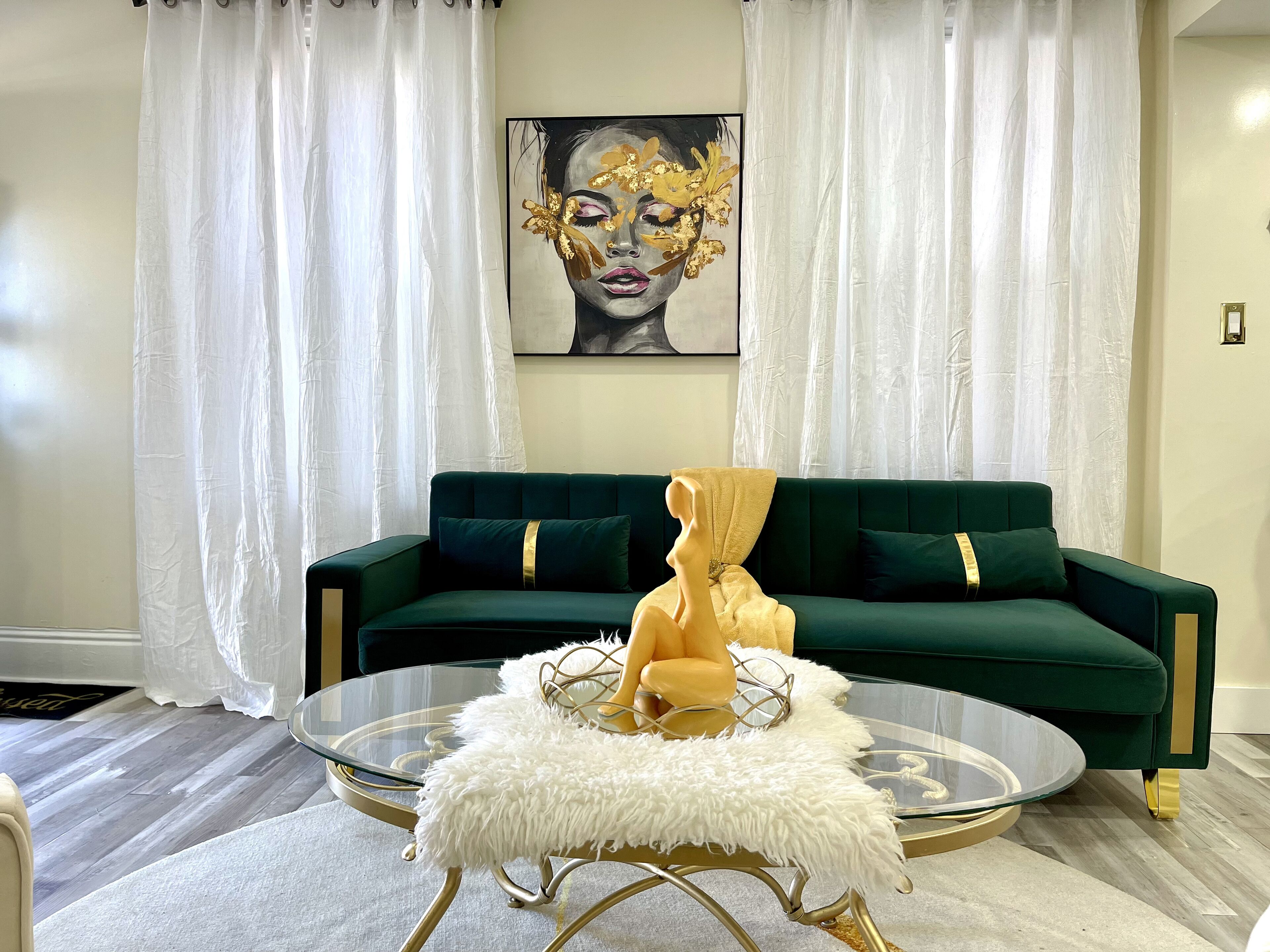 Apt. With Ultrafast Speed Free Internet - Utica, NY