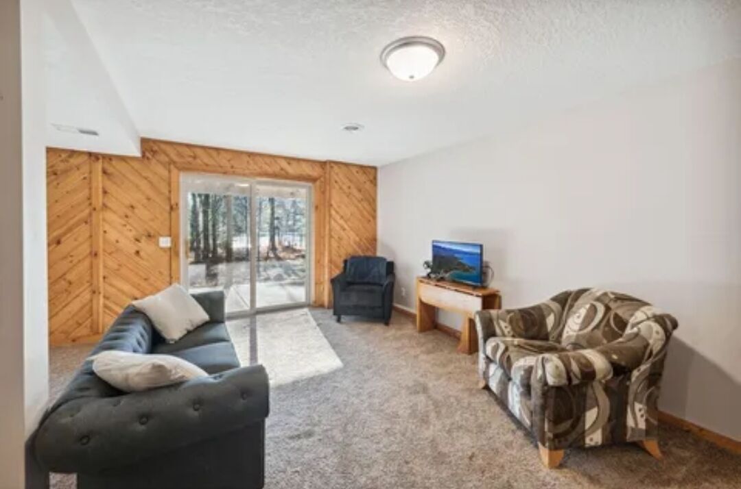 Beautiful Private Tainter Lake Retreat In Western Wi. Sleeps 10 - Wisconsin