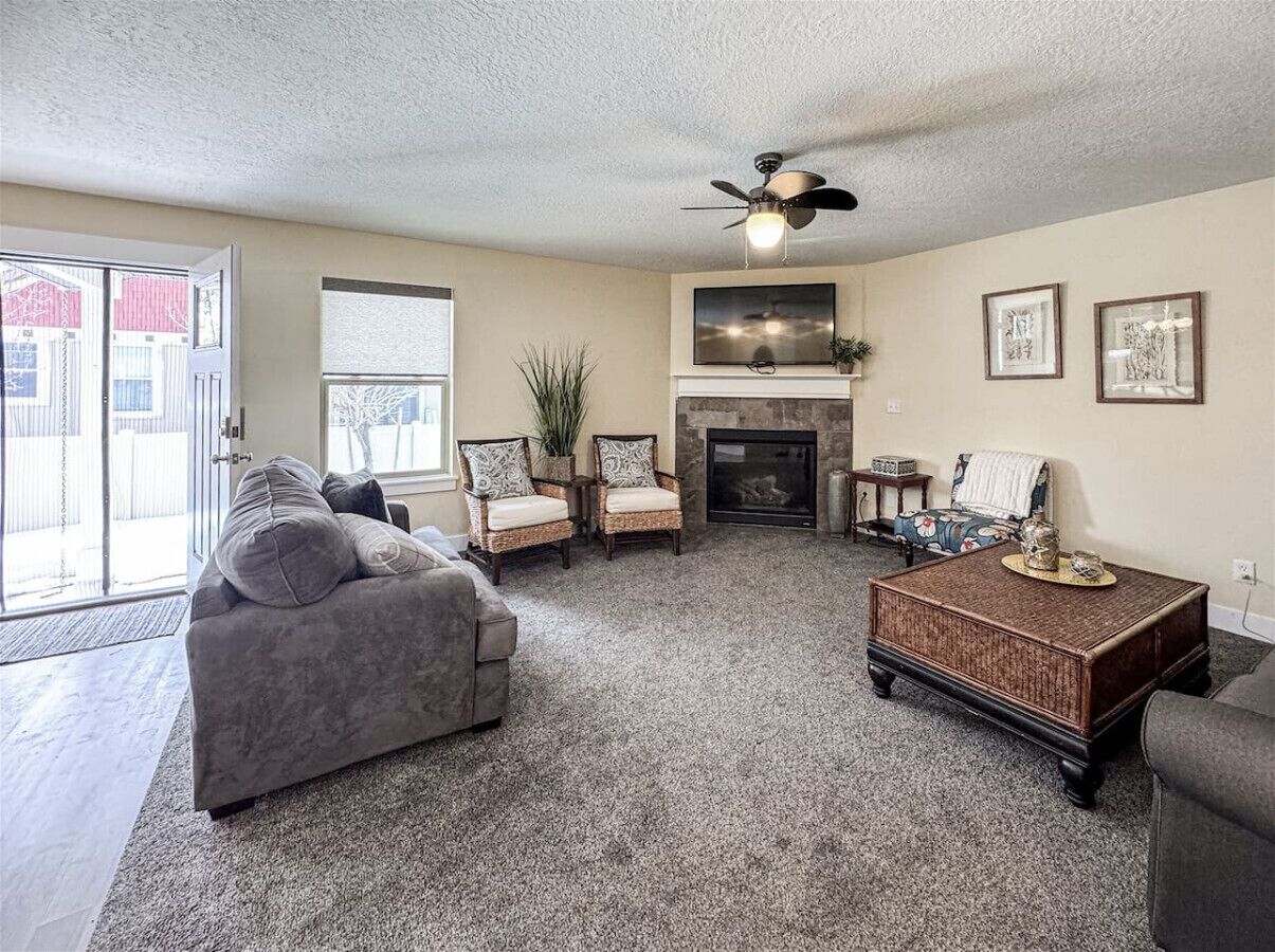 Bear Lake Bungalow In Lochwood With Pool And Spa Access - Bear Lake State Park, St Charles