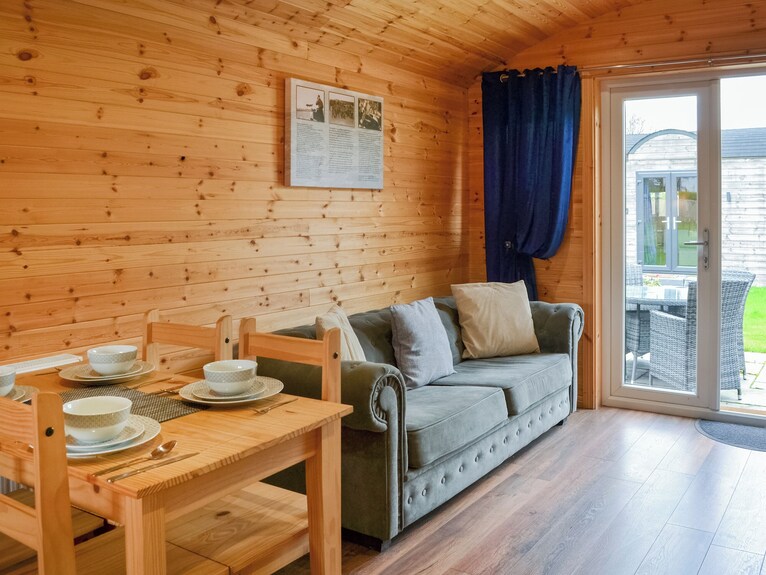 1 Bedroom Accommodation In Holme Upon Spalding Moor, Near York - Yorkshire