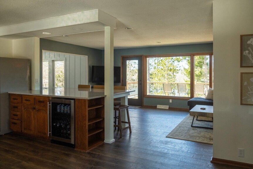 Relaxing Retreat On Rice Lake! Quiet Lake Views W/full Deck, Fire Pit, & Hot Tub - Crow Wing State Park, Brainerd