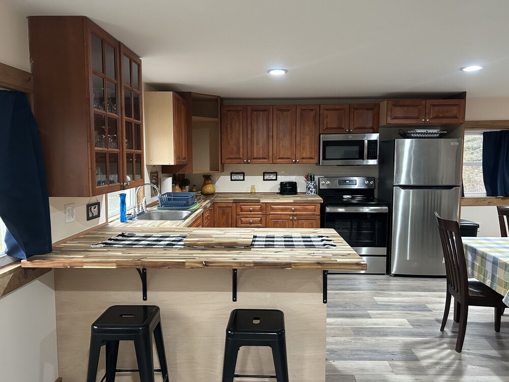 Charming Farmhouse Retreat minutes from Cooperstown! Scenic Views ...