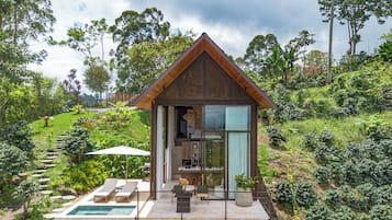 Cabana de Madeira de Luxo | 1 quarto, roupa de alta qualidade, minibar, com mobília individualizada