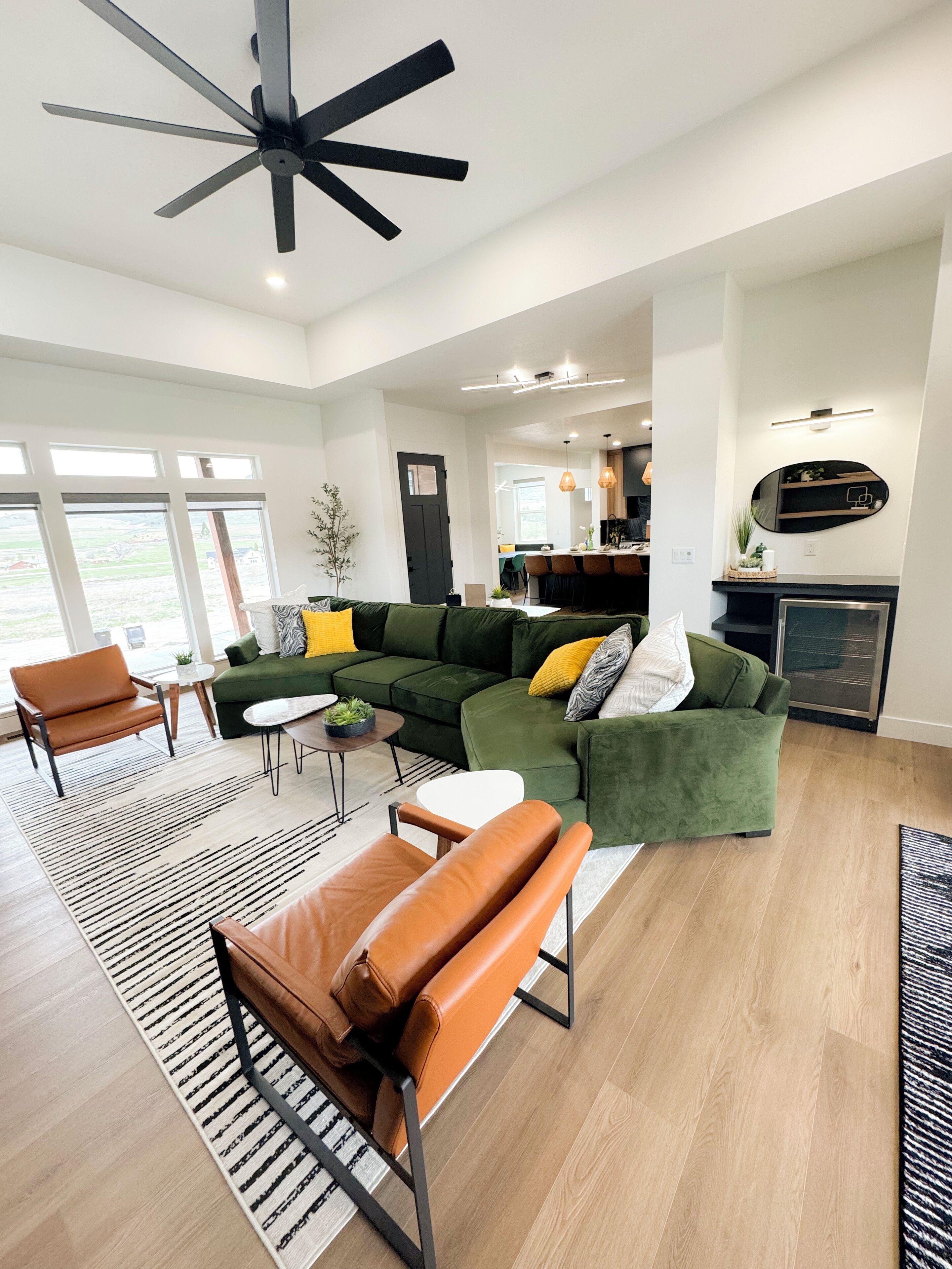 Luxury Home! Hot Tub, Sportcourt, Putting Green, & Bunkroom For Kids! - Lava Hot Springs, ID