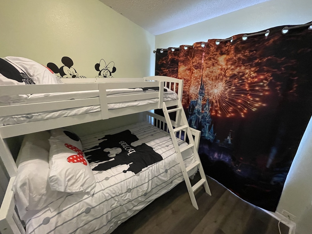 Spacious Villa with Private Heated Pool & Office - Lake Berkley | Vrbo