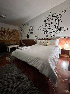Quarto Signature | Com decoração personalizada, com mobília individualizada, Wi-fi grátis 