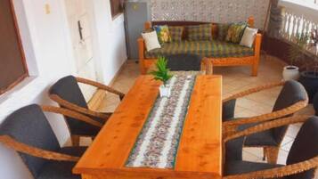 Villa Superior, 3 quartos | Sala de jantar