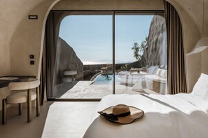 Sunrise Suite Sea View with Private Pool | 1 quarto, roupas de cama premium, frigobar, cofres nos quartos