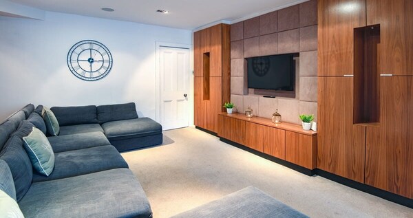 The Gillygate Gathering - Sleeps Up To 16 York City Centre - York, UK