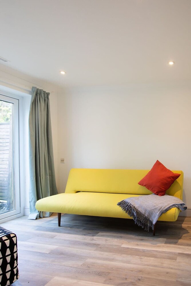 Bright Modern Selsey Seafront Home - Selsey