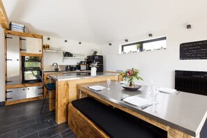 Casa | 3 quartos, internet de alta velocidade 