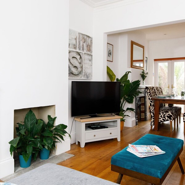 Lovely Seaside Villa Gardens 40 Metres To Beach - Bognor Regis