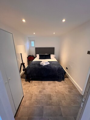 1 quarto, ferro/tábua de engomar, Wi-fi grátis, roupa de cama fornecida