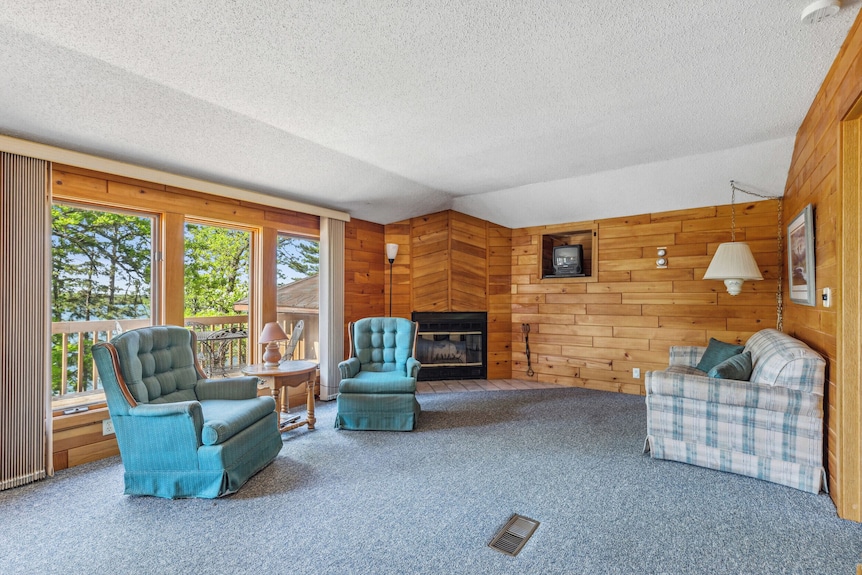 Timberlane Resort Cabin #11 | 2 Bed, 2 Bath - Minnesota