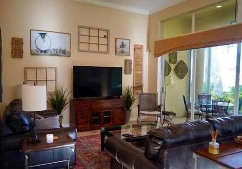 Villa #9 At Lake Jovita Golf & Country Club, Discover Your Ideal Golf Retreat - Simpson Lakes