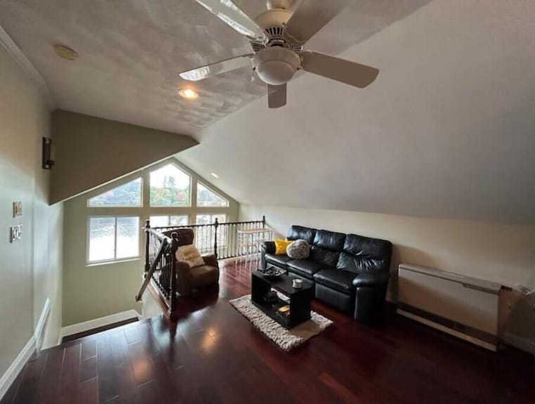 Large Private Guest House With Lake Views - La Rivera, Pelham