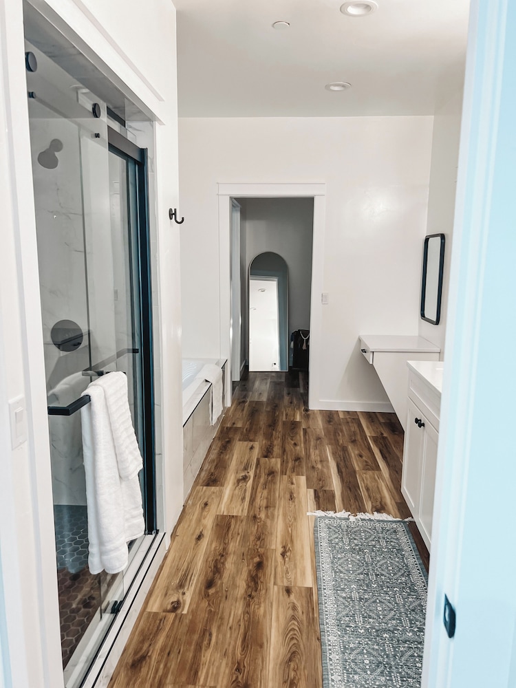 The Hiouchi House with Hot Tub - Del Norte County | Vrbo