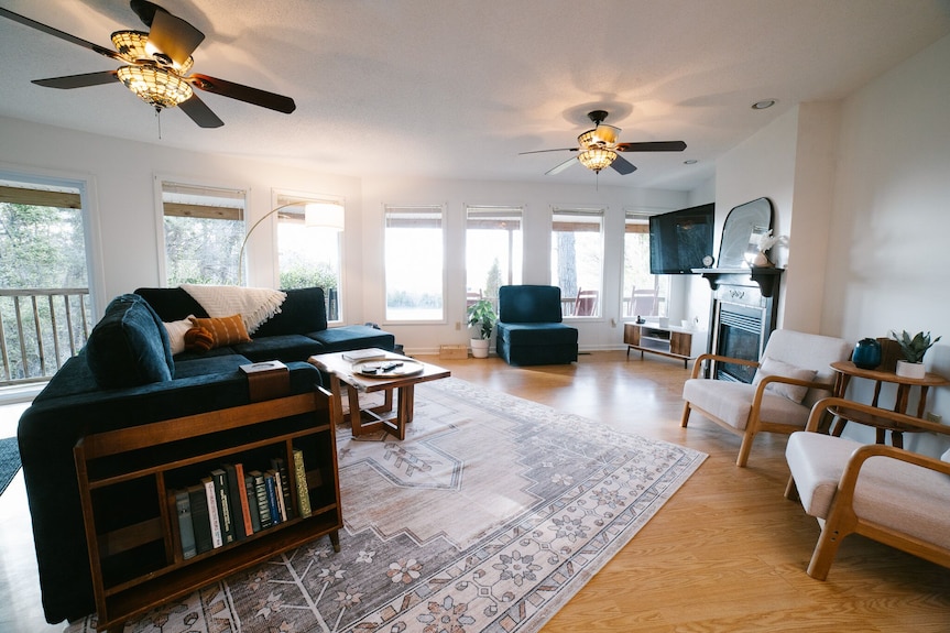 Hickory Hill Round House: Indoor Pool, Mins From South Holston River, With View - Boone Lake, TN