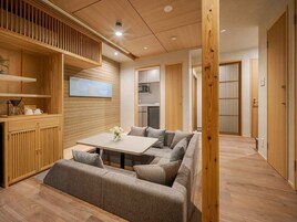 Casa Tradicional, 3 quartos, não fumadores, kitchenette | Sala de estar | Piso aquecido