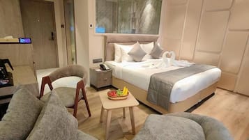 Suite-Estúdio Club | Secretária, secretária adequada para computadores portáteis