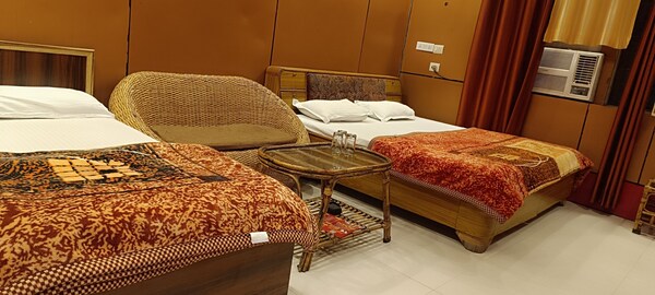 Shiv Ganga Hotel - Rishikesh