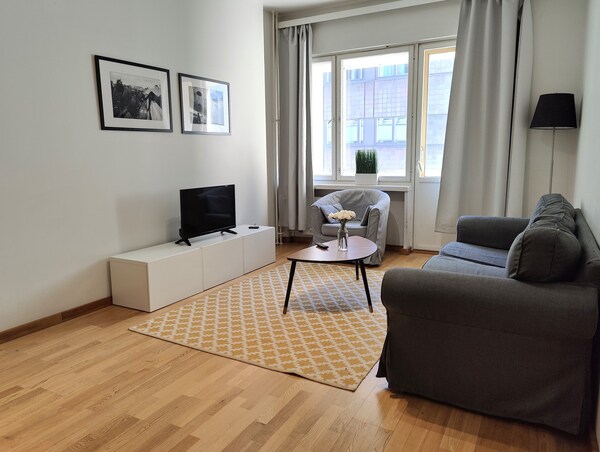 Kotimaailma Aparthotel Kamppi 1br With Balcony - Helsinki