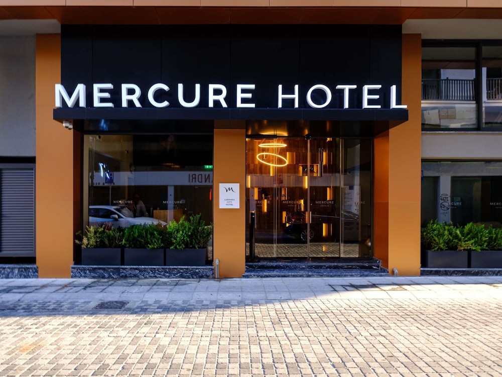 Mercure Larnaca Finikoudes Beach - Cyprus
